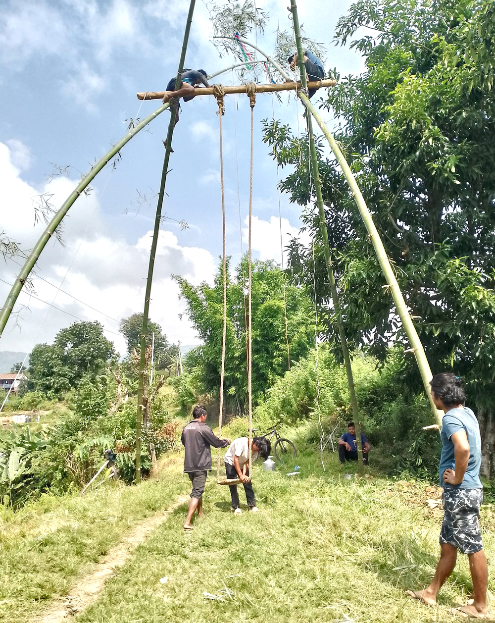 दसैंका लागि पिङ - Bhanjyang Daily : No. 1 news portal from tanahun